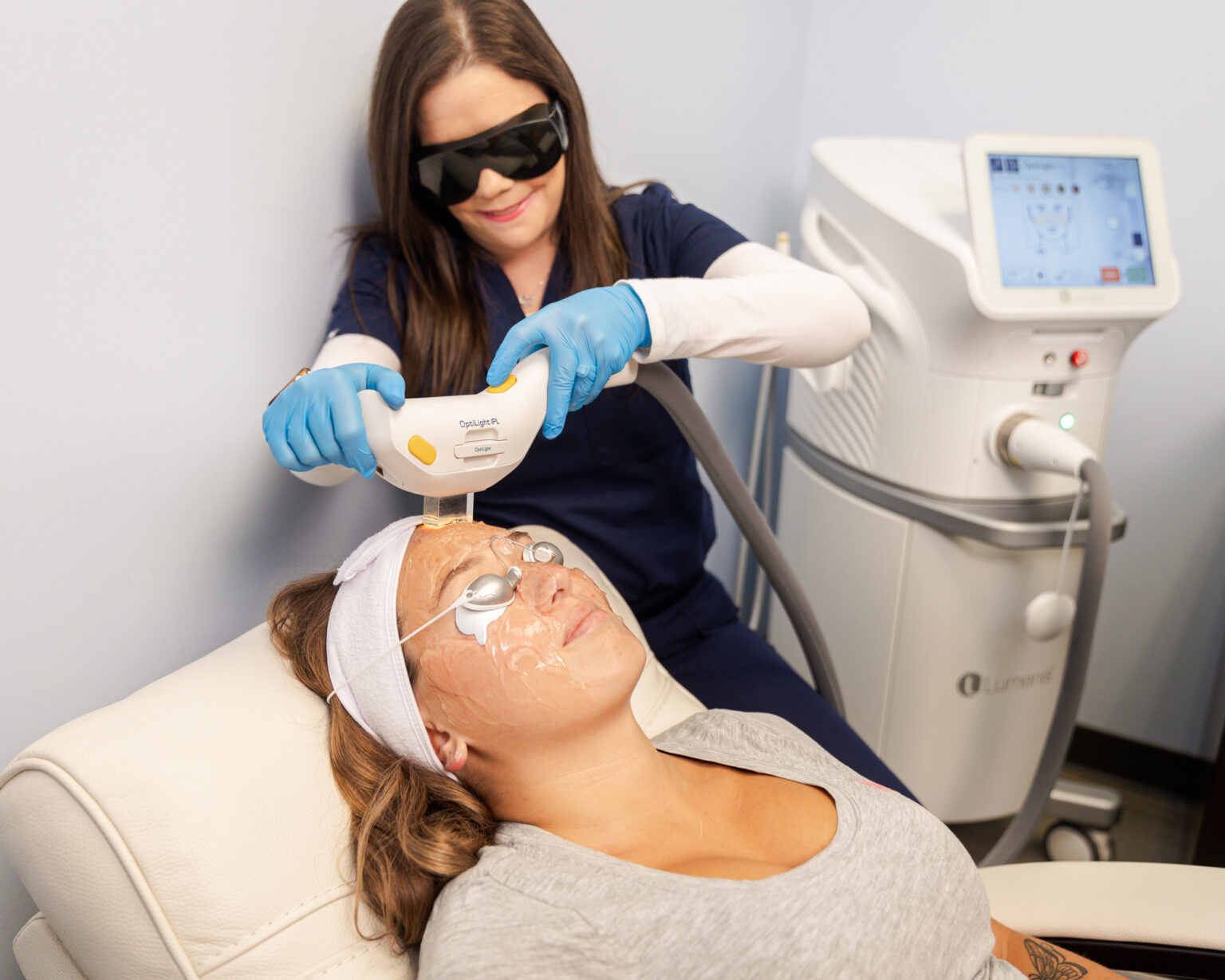 Intense Pulsed Light Therapy for Dry Eyes in Brookhaven | Brookleigh ...